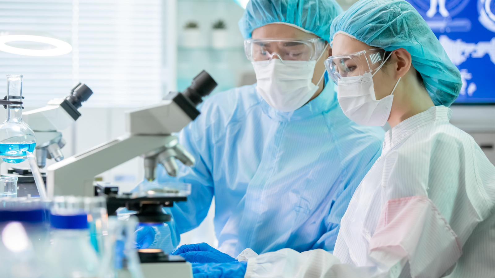3 Biotech Companies To Watch In 2023 - High Note Stocks